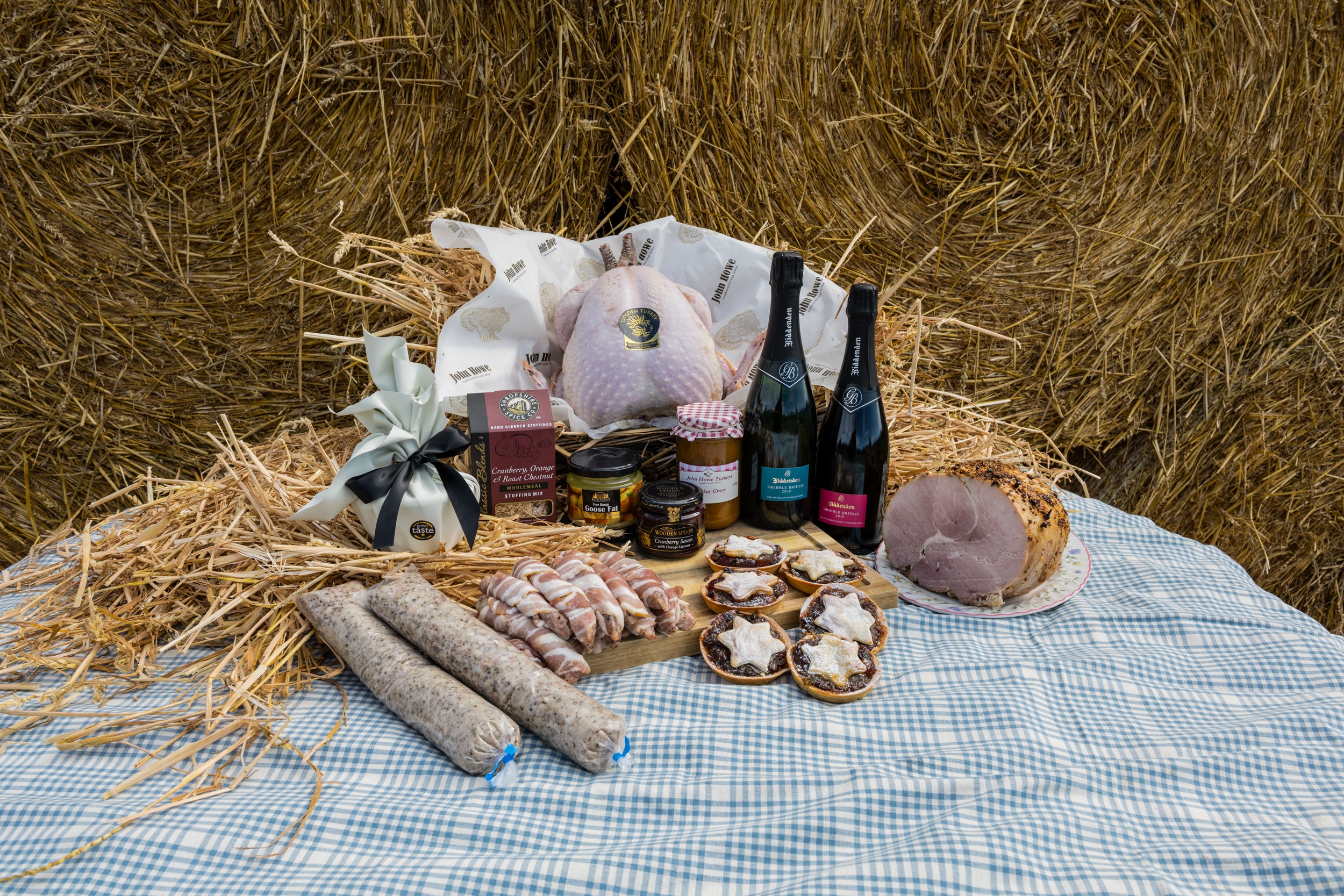 Super Deluxe Turkey Hamper - Farm Butchers